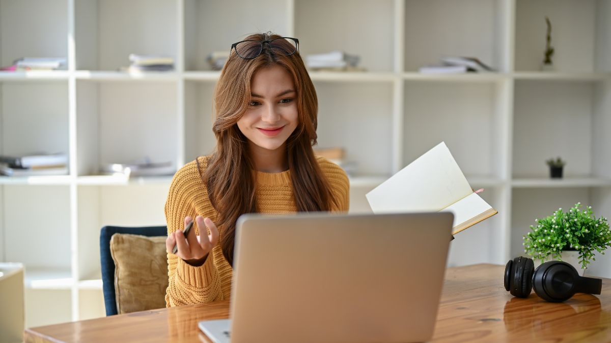 5 Ide Freelance Menjanjikan untuk Mahasiswa, Cuan Lancar, Kuliah Aman ...